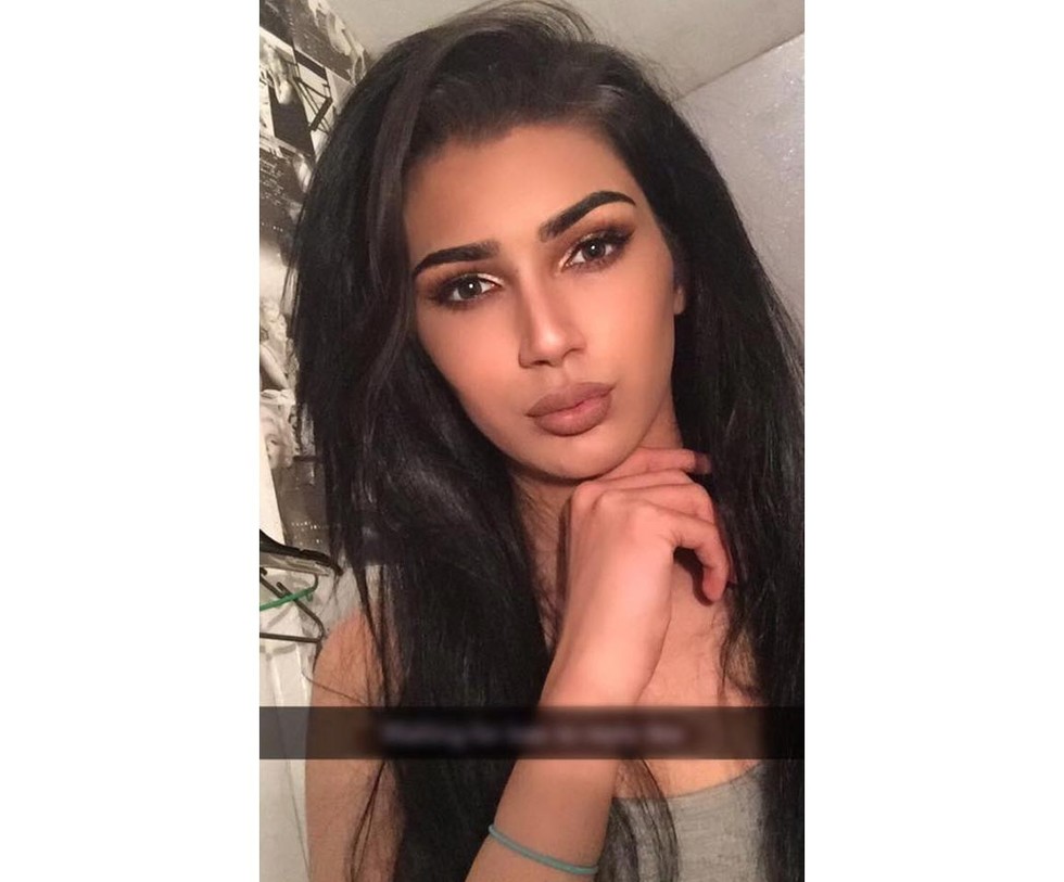 В Британии подросток начал ходить в школу в образе Ким Кардашьян